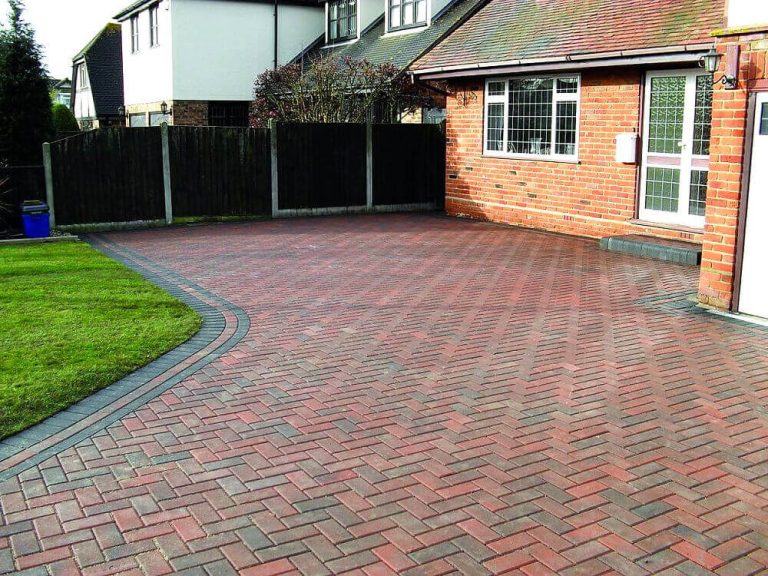 Paving the Way Forward: The Essentials of Commercial Paving - ComptonHerald